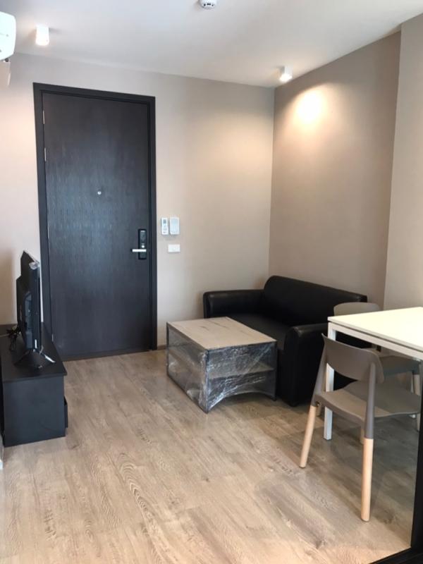 ห้องสวย เฟอร์นิเจอร์ครบ⭐Lyss Ratchayothin (ลิสส์ รัชโยธิน) | Livinginsider