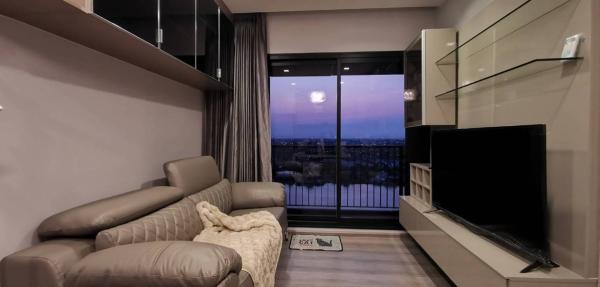 2 bedroom The Politan Rive condo for rent, complete view of the river ...