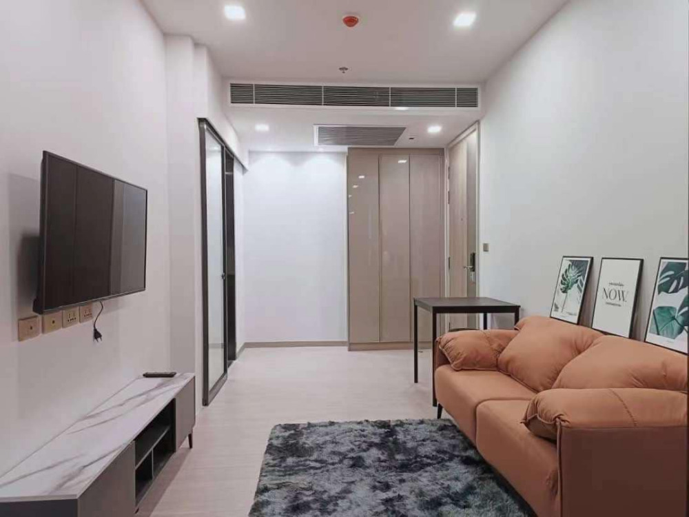 ให้เช่า one 9 five Condo กลางแยกพระราม 9 | Livinginsider