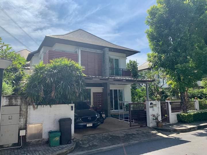 JJ110 ขายบ้านเดี่ยว 2 ชั้น หมู่บ้าน บลูลากูน บางนา กม.8 ถนนเลียบวงแหวน ...